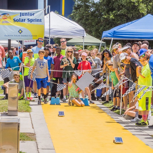 EnergyWhiz – Empowering Student Innovation for a Clean Energy Future